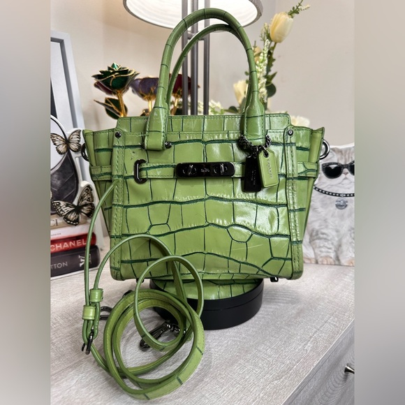 Coach | Bags | Coach Swagger 27 Green Crocodileembossed Leather Tote ...
